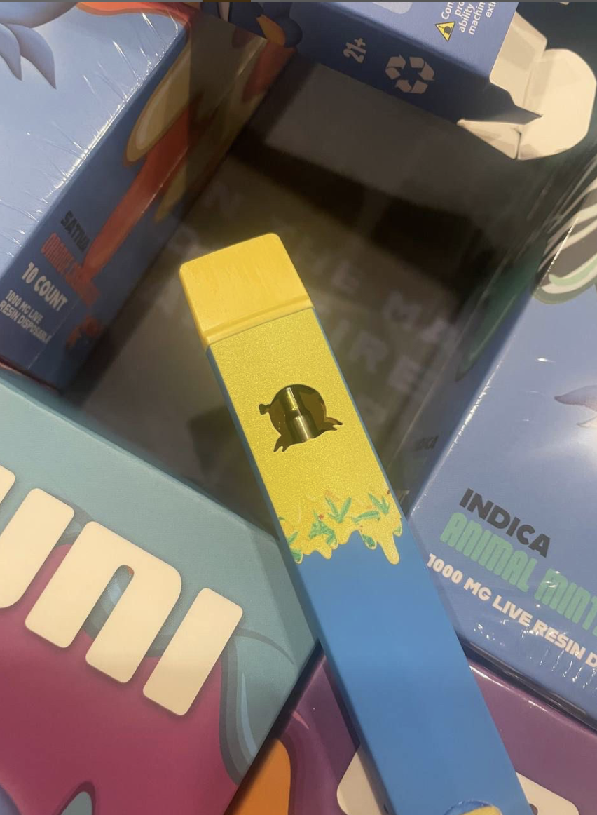 Buy Uni 1G Disposable Online - Uni Extracts Brand